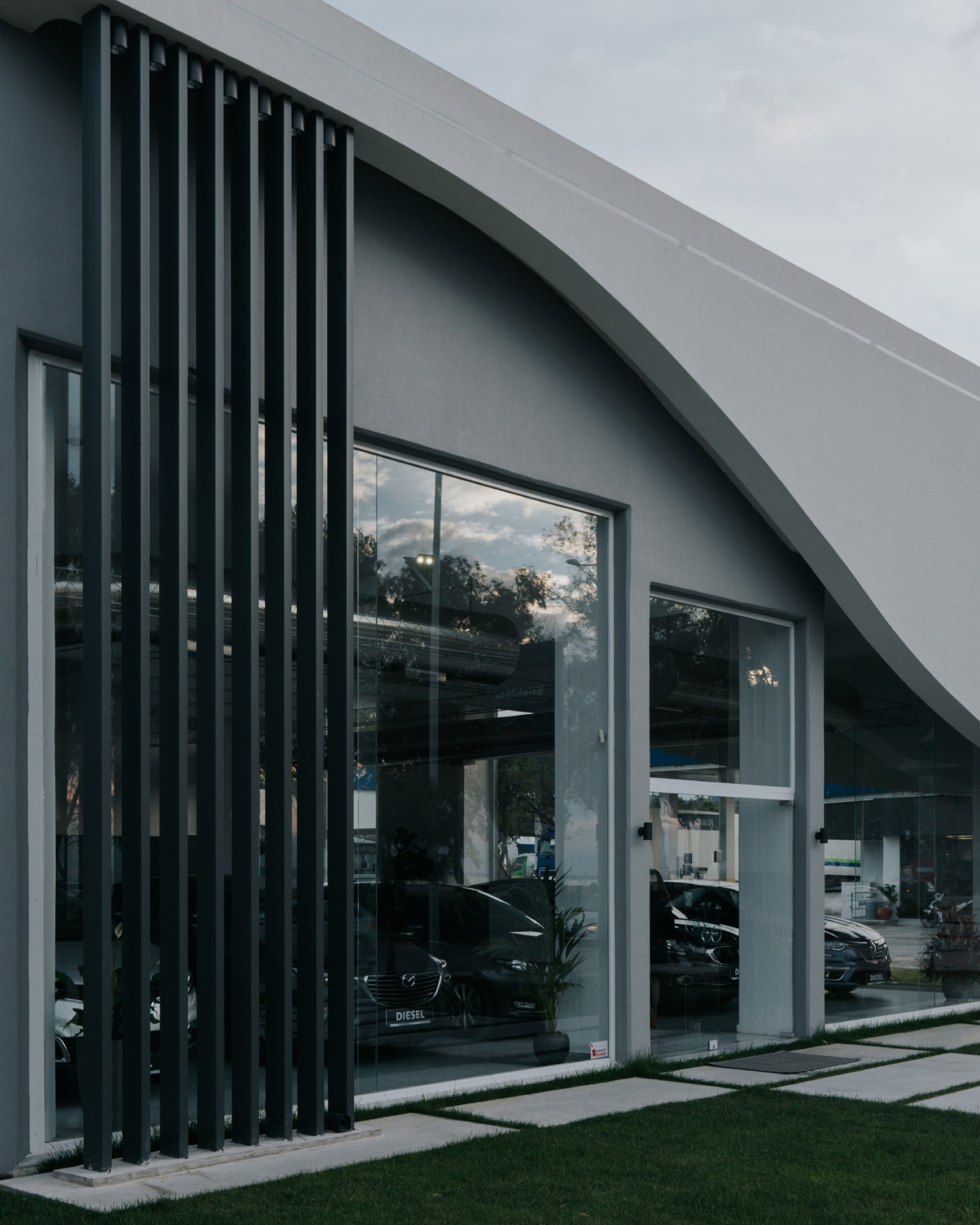 Car showroom façade design | Archetype