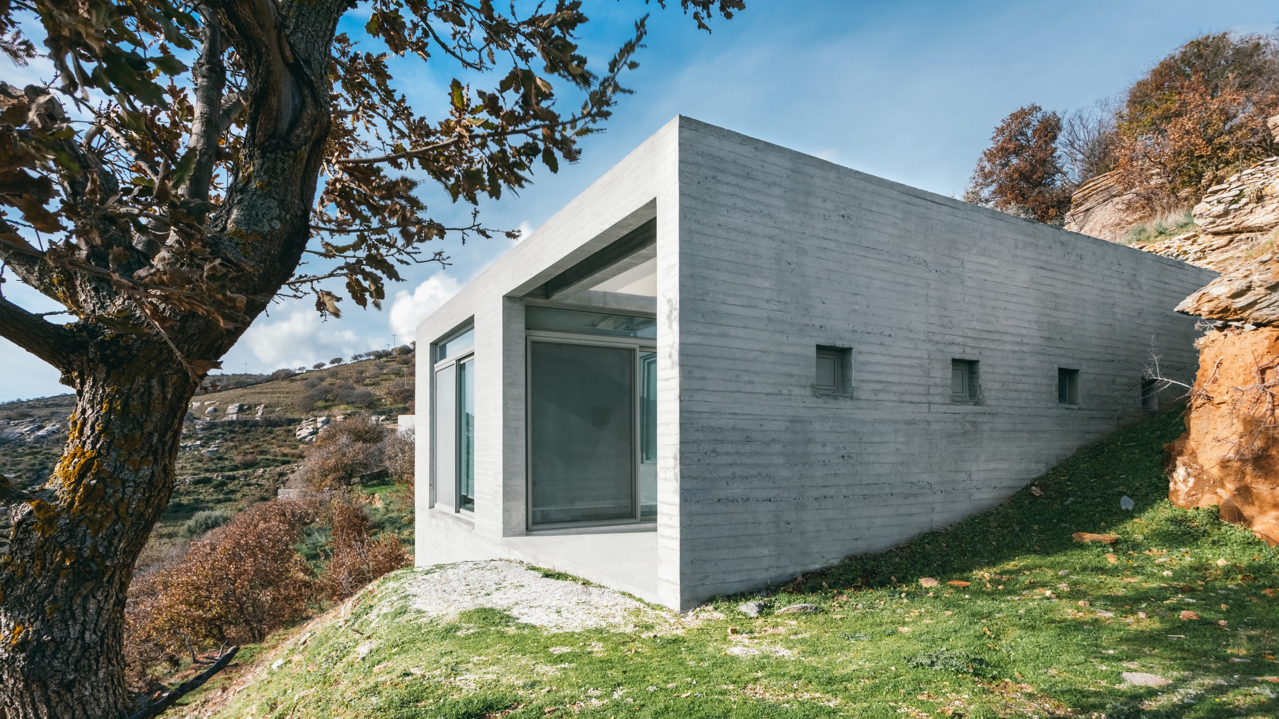 Diagonal House | Archetype