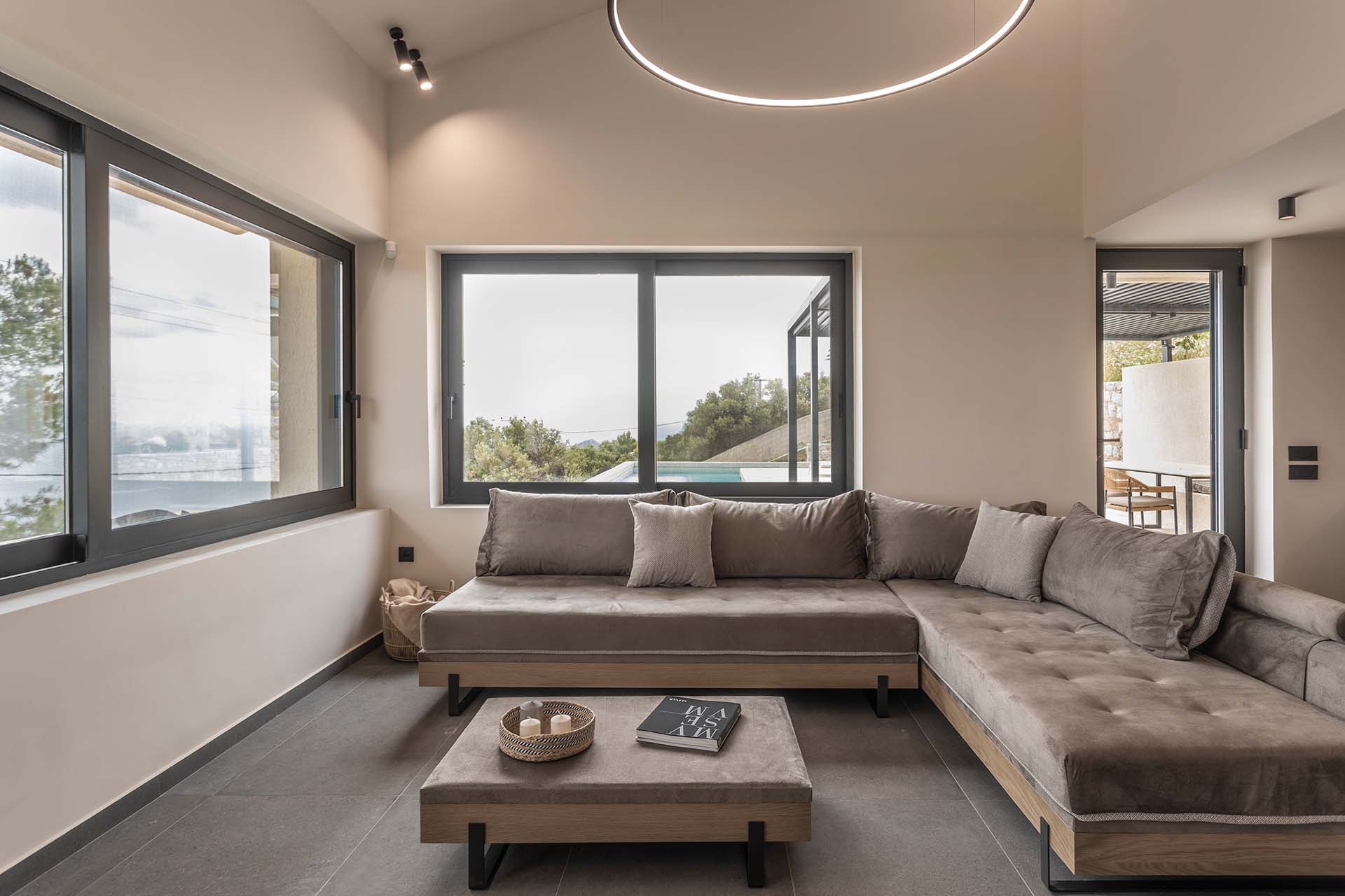 Schinias Villa | Archetype