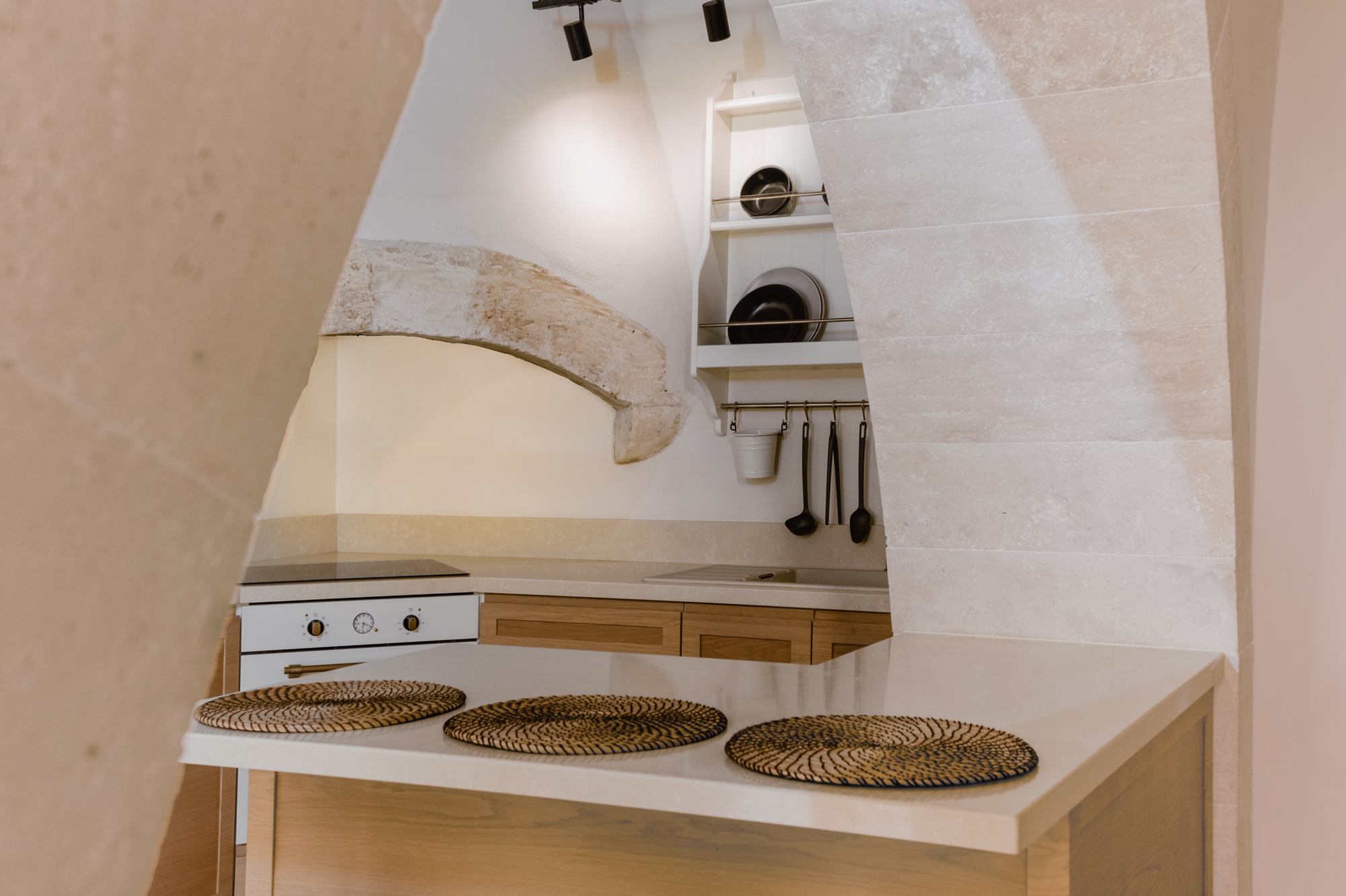 Arch House | Archetype