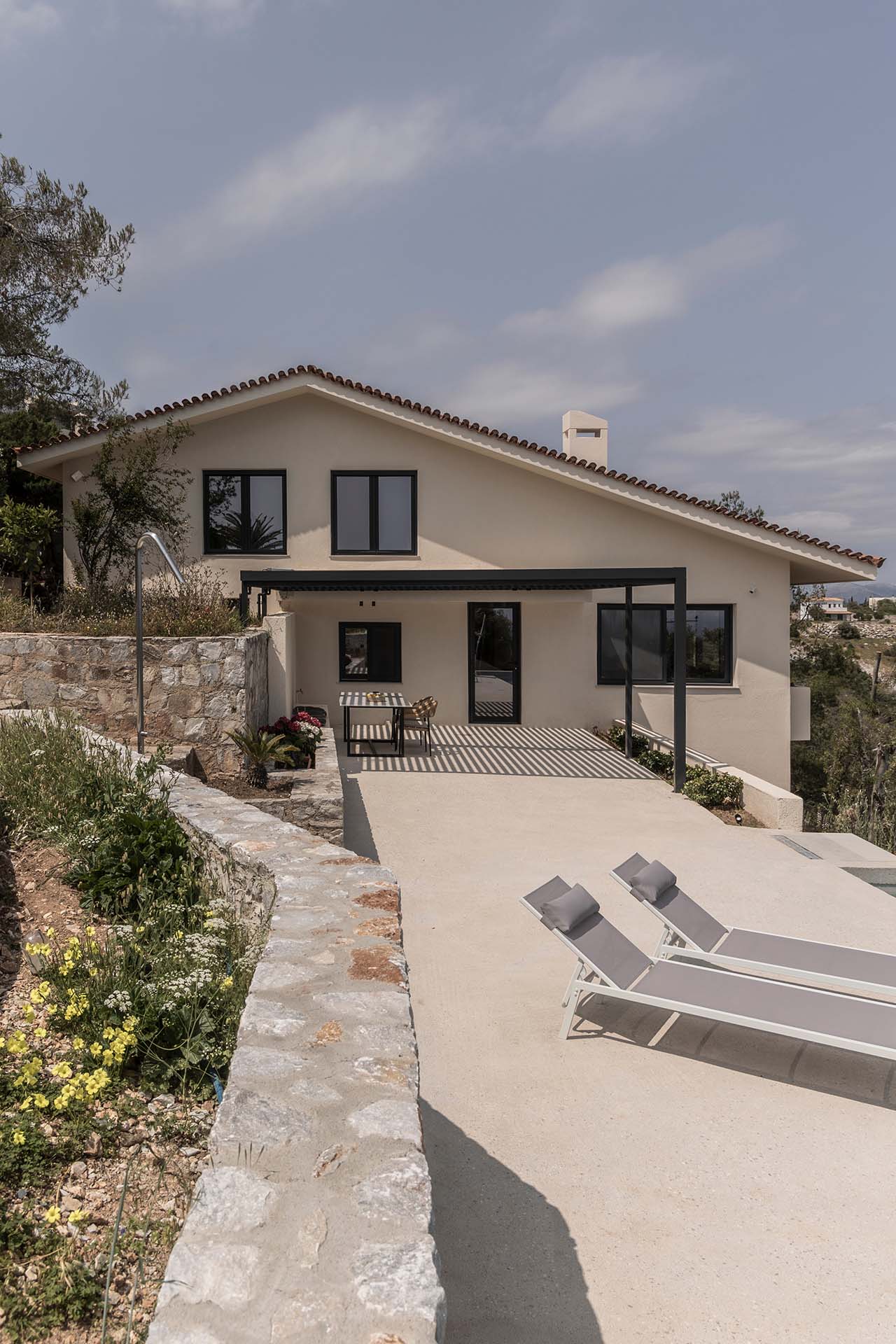 Schinias Villa | Archetype